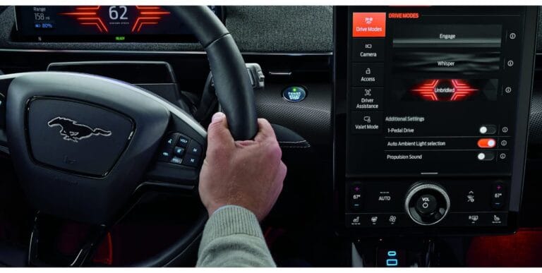 Primeiro Mustang 100% elétrico chega ao Brasil